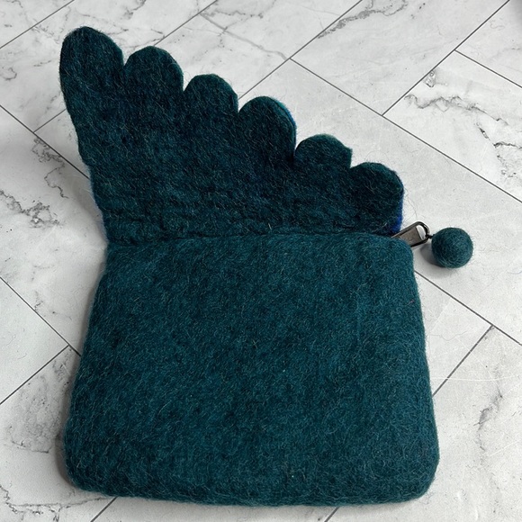 Bags | Nwt Handmade Felt Wool Coin Purse Zip Closure With Flap Round ...